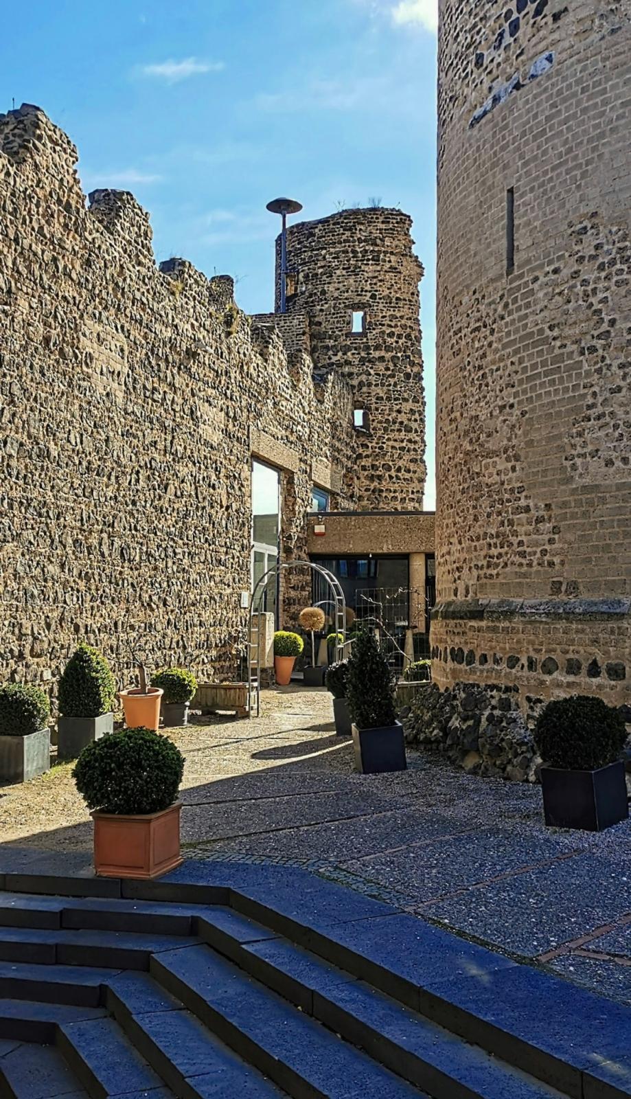Godesburg Bonn, Architektur - baukunst-nrw